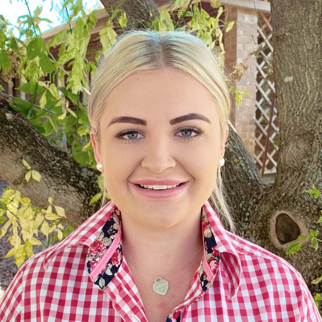 Wee Waa Young Woman Competition - Wee Waa Show Society