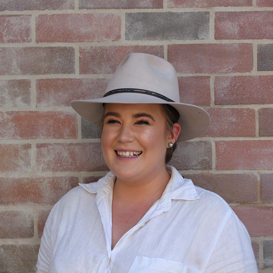 Wee Waa Young Woman Competition - Wee Waa Show Society